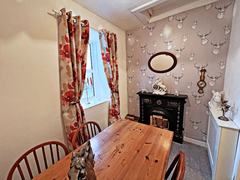 For Sale: KIRKLAUCHLINE FARMHOUSE - Meoul, Stoneykirk, Stranraer, DG9 9EE