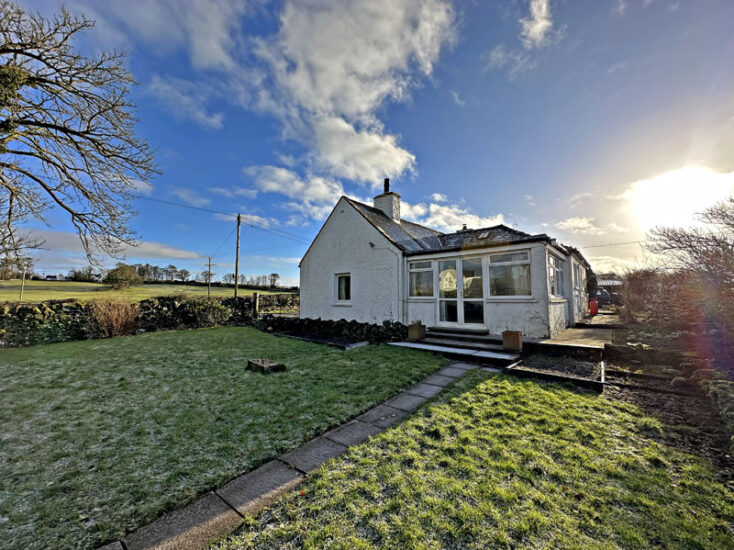 For Sale: ANGEL COTTAGE - Cairnleys, Castle Douglas, DG7 2NU